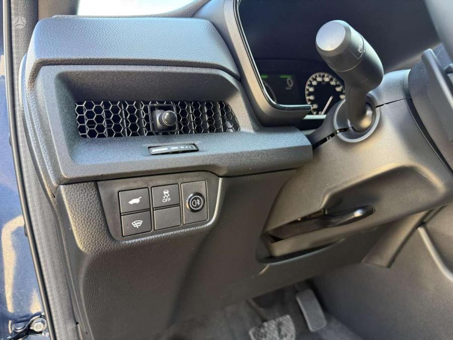 Blue Honda CR-V 2025 in Vilnius, with an engine capacity of 2.00 L and mileage of 4 thousand km for 34500 €, photo 39 on AUTOMOTO.COM.LV