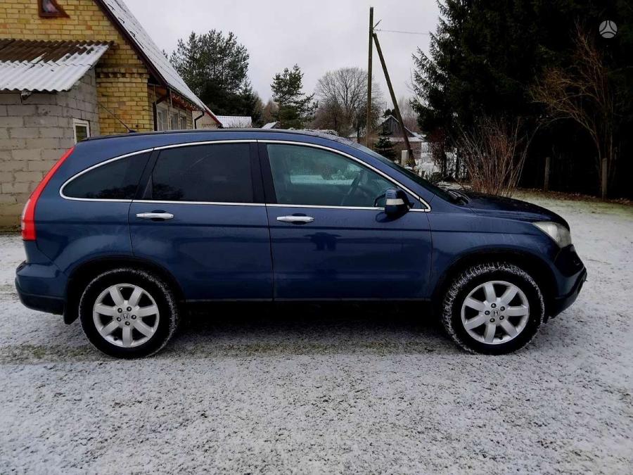 Zils Honda CR-V 2008 Raseiniai, ar dzinēja tilpumu 2.20 L un nobraukumu 270 tūkst. km par 3700 €, foto 5 vietnē AUTOMOTO.COM.LV