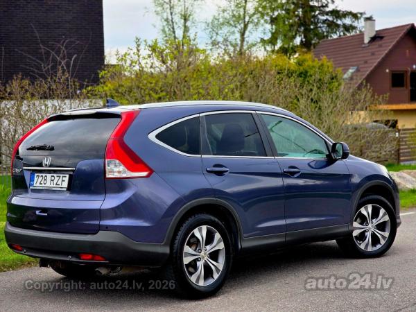 Zils Honda CR-V 2014 Tallina, ar dzinēja tilpumu 2.20 L un nobraukumu 249 tūkst. km par 8490 €, foto 4 vietnē AUTOMOTO.COM.LV
