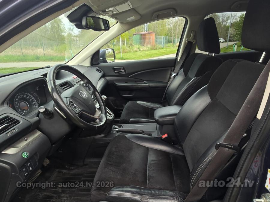 Zils Honda CR-V 2014 Tallina, ar dzinēja tilpumu 2.20 L un nobraukumu 249 tūkst. km par 8490 €, foto 8 vietnē AUTOMOTO.COM.LV