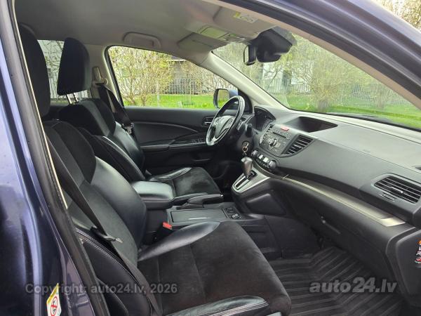 Zils Honda CR-V 2014 Tallina, ar dzinēja tilpumu 2.20 L un nobraukumu 249 tūkst. km par 8490 €, foto 8 vietnē AUTOMOTO.COM.LV