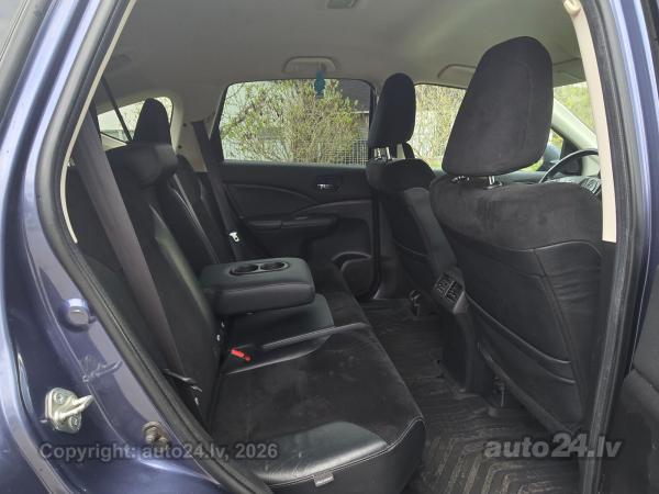 Zils Honda CR-V 2014 Tallina, ar dzinēja tilpumu 2.20 L un nobraukumu 249 tūkst. km par 8490 €, foto 10 vietnē AUTOMOTO.COM.LV