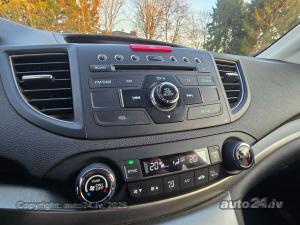 Zils Honda CR-V 2014 Tallina, ar dzinēja tilpumu 2.20 L un nobraukumu 249 tūkst. km par 8490 €, foto 17 vietnē AUTOMOTO.COM.LV