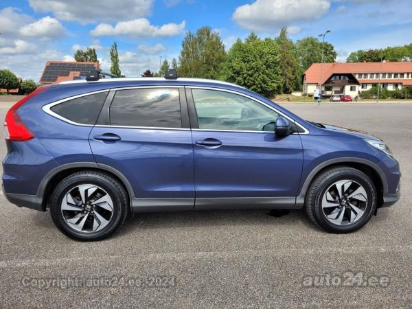 Zils Honda CR-V 2016 Tallina, ar dzinēja tilpumu 2.00 L un nobraukumu 187 tūkst. km par 13800 €, foto 8 vietnē AUTOMOTO.COM.LV