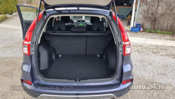 Zils Honda CR-V 2017 Tallina, ar dzinēja tilpumu 2.00 L un nobraukumu 74 tūkst. km par 17899 €, foto 5 vietnē AUTOMOTO.COM.LV