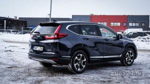 Blue Honda CR-V 2019 in Tallinn, with an engine capacity of 2.00 L and mileage of 66 thousand km for 22800 €, photo 3 on AUTOMOTO.COM.LV