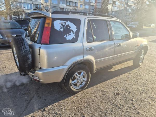 Brūns Honda CR-V 2001 Viļņa, ar dzinēja tilpumu 2.00 L un nobraukumu 240 tūkst. km par 1600 €, foto 4 vietnē AUTOMOTO.COM.LV
