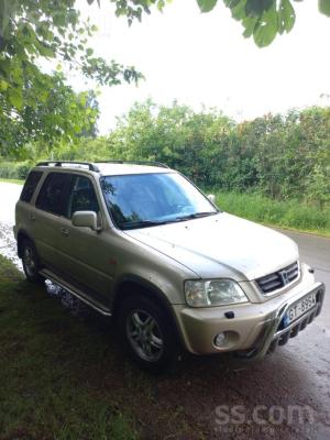 Brown Honda CR-V 2001 in Riga, with an engine capacity of 2.00 L and mileage of 270 thousand km for 1700 €, photo 3 on AUTOMOTO.COM.LV