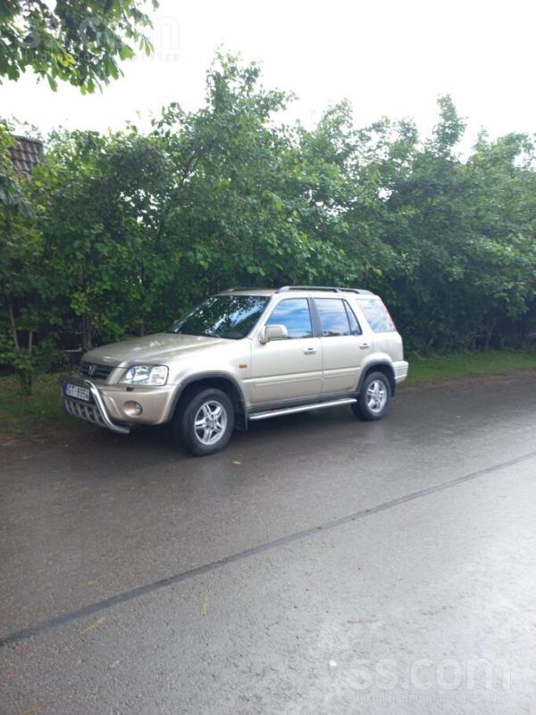 Brūns Honda CR-V 2001 Rīga, ar dzinēja tilpumu 2.00 L un nobraukumu 270 tūkst. km par 1700 €, foto 3 vietnē AUTOMOTO.COM.LV