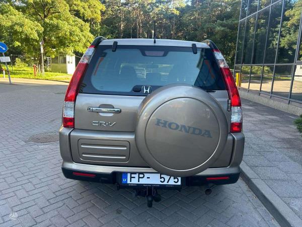 Brūns Honda CR-V 2005 Viļņa, ar dzinēja tilpumu 2.00 L un nobraukumu 291 tūkst. km par 2700 €, foto 6 vietnē AUTOMOTO.COM.LV