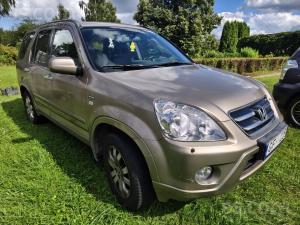 Brown Honda CR-V 2006 in Valmiera, with an engine capacity of 2.00 L and mileage of 340 thousand km for 650 €, photo 5 on AUTOMOTO.COM.LV