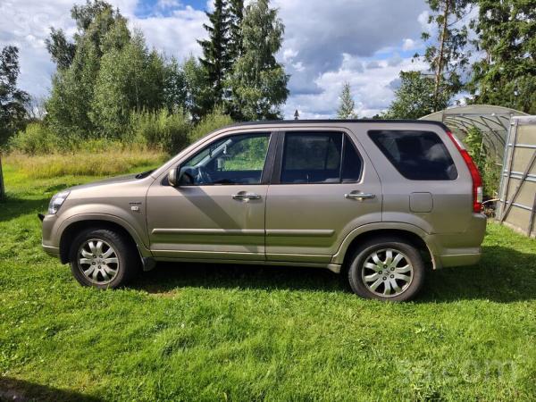 Brūns Honda CR-V 2006 Valmiera, ar dzinēja tilpumu 2.00 L un nobraukumu 340 tūkst. km par 650 €, foto 6 vietnē AUTOMOTO.COM.LV