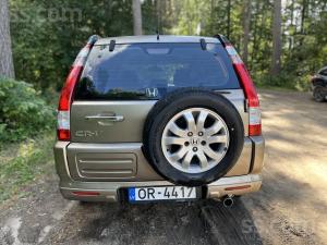 Brown Honda CR-V 2006 in Valmiera, with an engine capacity of 2.00 L and mileage of 340 thousand km for 2350 €, photo 5 on AUTOMOTO.COM.LV
