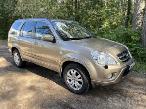 Brown Honda CR-V 2006 in Valmiera, with an engine capacity of 2.00 L and mileage of 340 thousand km for 2350 €, photo 7 on AUTOMOTO.COM.LV