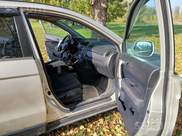 Brūns Honda CR-V 2007 Jelgava, ar dzinēja tilpumu 2.20 L un nobraukumu 331 tūkst. km par 4780 €, foto 7 vietnē AUTOMOTO.COM.LV