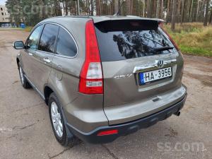 Brūns Honda CR-V 2008 Rīga, ar dzinēja tilpumu 2.00 L un nobraukumu 268 tūkst. km par 6700 €, foto 6 vietnē AUTOMOTO.COM.LV