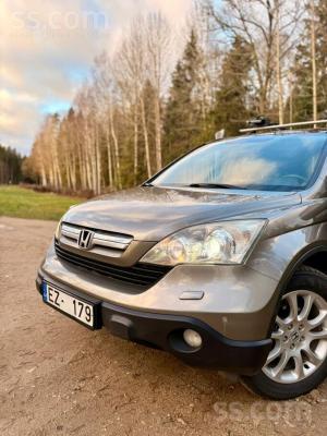 Brūns Honda CR-V 2008 Rīga, ar dzinēja tilpumu 2.20 L un nobraukumu 315 tūkst. km par 5800 €, foto 2 vietnē AUTOMOTO.COM.LV
