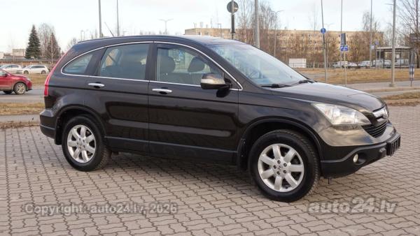 Brown Honda CR-V 2008 in Tartu, with an engine capacity of 2.20 L and mileage of 250 thousand km for 6990 €, photo 9 on AUTOMOTO.COM.LV
