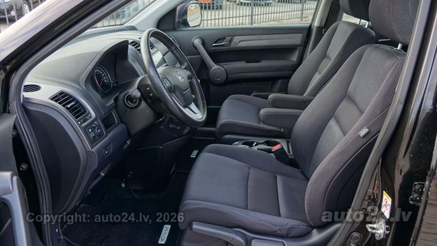 Brūns Honda CR-V 2008 Tartu, ar dzinēja tilpumu 2.20 L un nobraukumu 250 tūkst. km par 6990 €, foto 17 vietnē AUTOMOTO.COM.LV