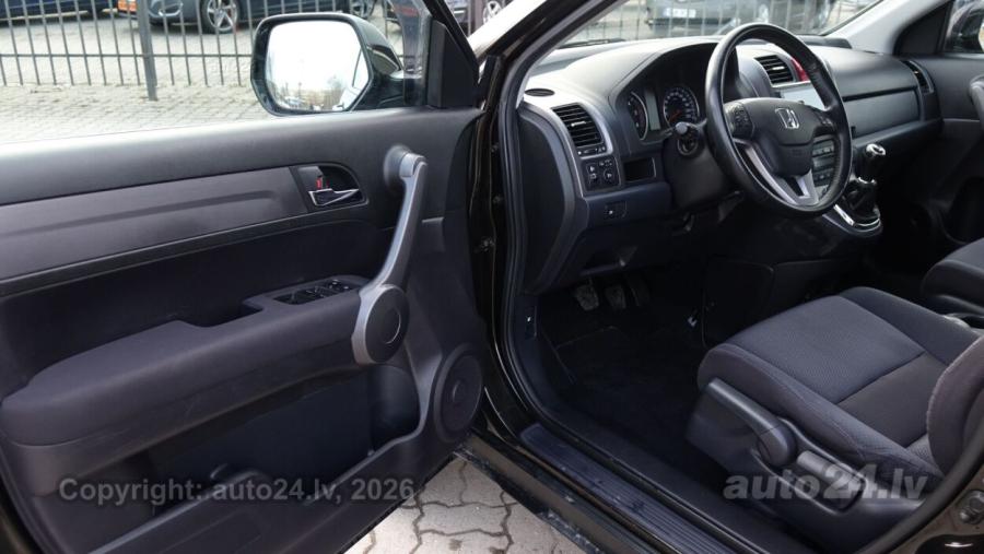 Brūns Honda CR-V 2008 Tartu, ar dzinēja tilpumu 2.20 L un nobraukumu 250 tūkst. km par 6990 €, foto 20 vietnē AUTOMOTO.COM.LV