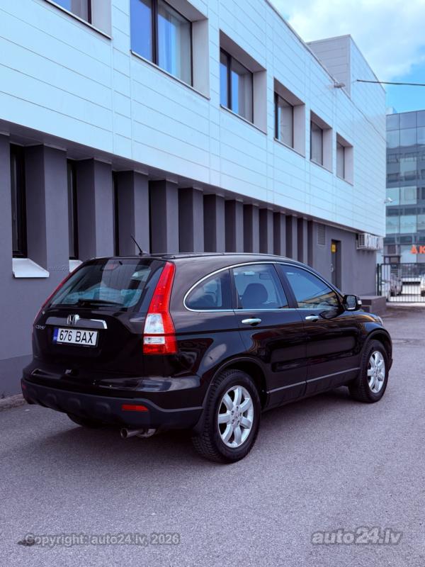 Brown Honda CR-V 2008 in Tallinn, with an engine capacity of 2.00 L and mileage of 115 thousand km for 5999 €, photo 4 on AUTOMOTO.COM.LV