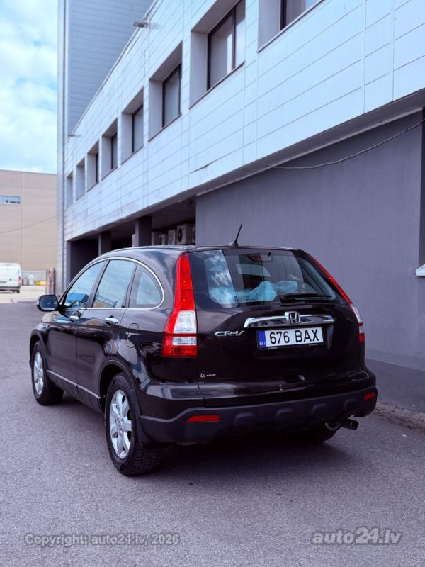 Brown Honda CR-V 2008 in Tallinn, with an engine capacity of 2.00 L and mileage of 115 thousand km for 5999 €, photo 6 on AUTOMOTO.COM.LV