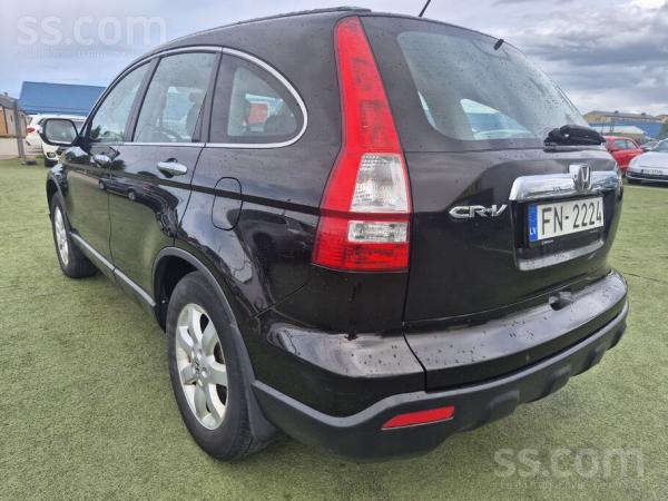 Brūns Honda CR-V 2008 Liepāja, ar dzinēja tilpumu 2.00 L un nobraukumu 175 tūkst. km par 5300 €, foto 7 vietnē AUTOMOTO.COM.LV
