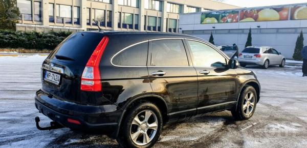 Brūns Honda CR-V 2008 Daugavpils, ar dzinēja tilpumu 2.20 L un nobraukumu 228 tūkst. km par 5700 €, foto 1 vietnē AUTOMOTO.COM.LV
