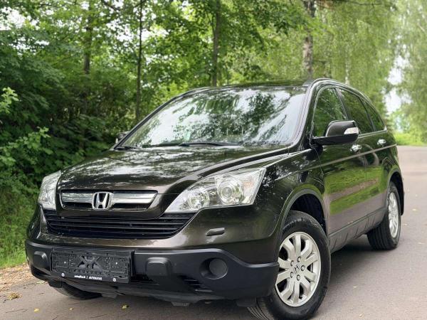 Brown Honda CR-V 2008 in Utena, with an engine capacity of 2.20 L and mileage of 367 thousand km for 3990 €, photo 2 on AUTOMOTO.COM.LV