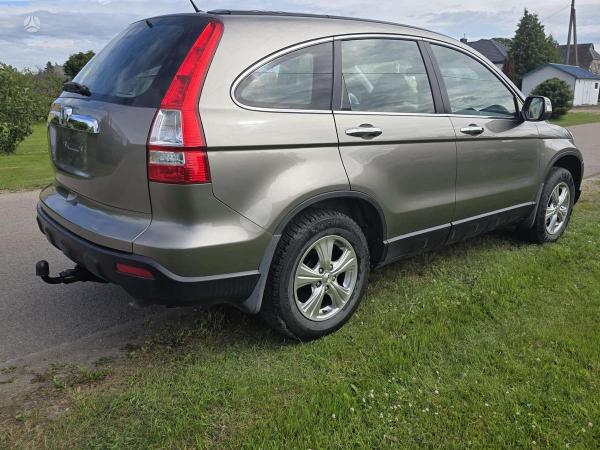 Brūns Honda CR-V 2008 Šauļi, ar dzinēja tilpumu 2.20 L un nobraukumu 270 tūkst. km par 3999 €, foto 5 vietnē AUTOMOTO.COM.LV