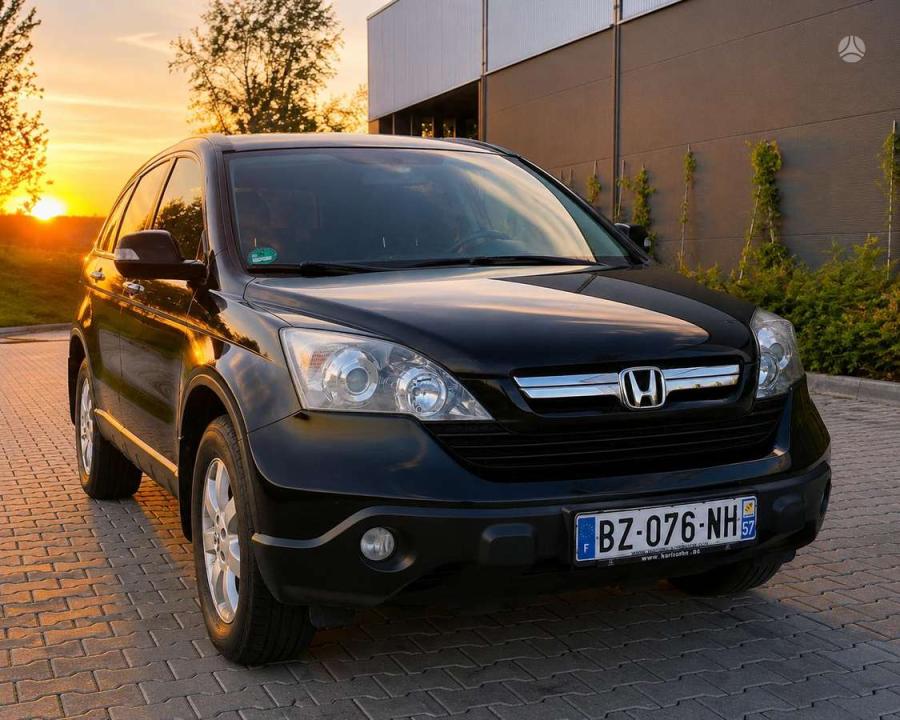 Brūns Honda CR-V 2008 Viļņa, ar dzinēja tilpumu 2.20 L un nobraukumu 223 tūkst. km par 5850 €, foto 1 vietnē AUTOMOTO.COM.LV