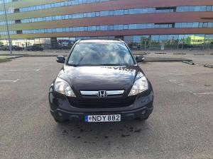 Brown Honda CR-V 2008 in Vilnius, with an engine capacity of 2.00 L and mileage of 256 thousand km for 3900 €, photo  on AUTOMOTO.COM.LV