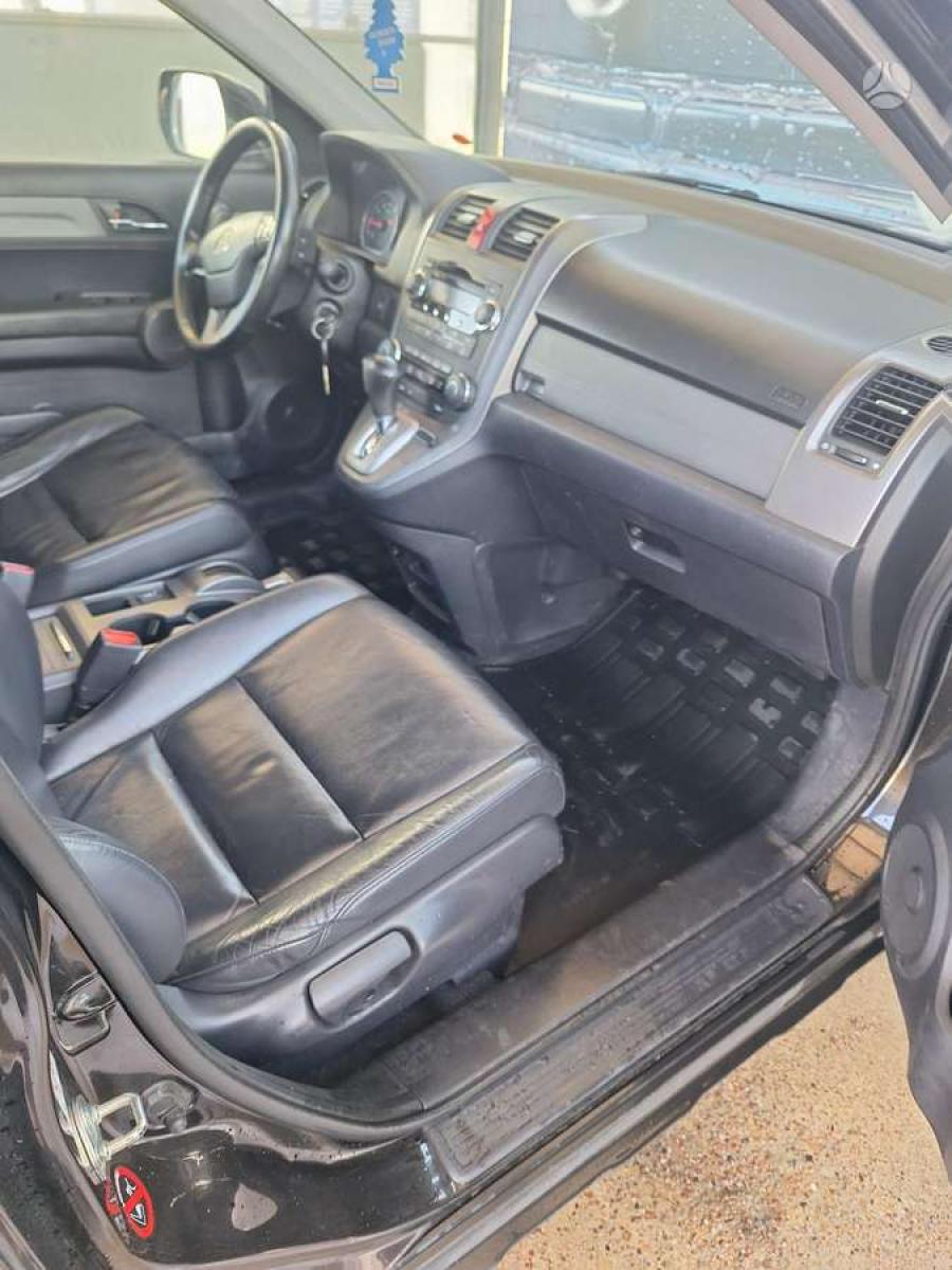 Brown Honda CR-V 2008 in Vilnius, with an engine capacity of 2.00 L and mileage of 256 thousand km for 3900 €, photo 13 on AUTOMOTO.COM.LV