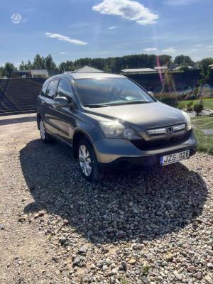 Brown Honda CR-V 2008 in Vilnius, with an engine capacity of 2.20 L and mileage of 278 thousand km for 5300 €, photo  on AUTOMOTO.COM.LV