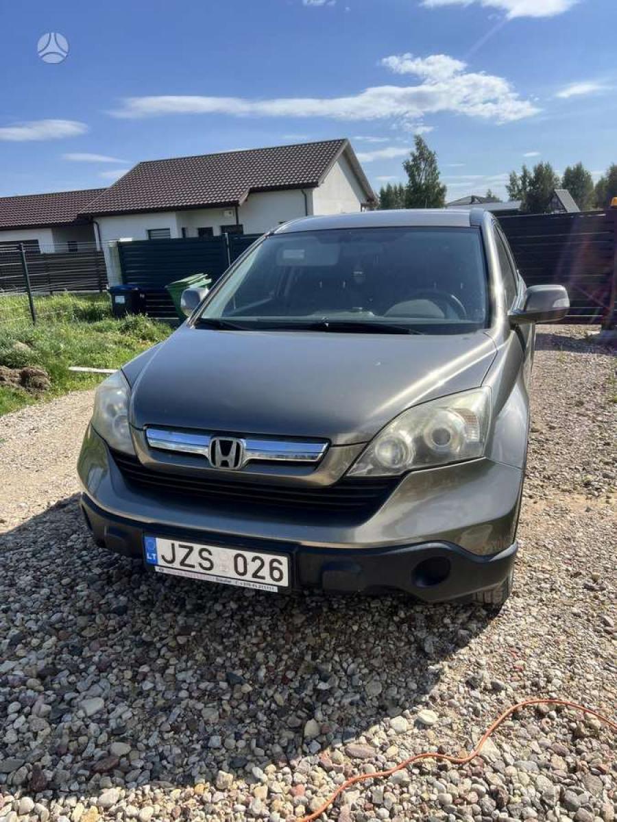 Brown Honda CR-V 2008 in Vilnius, with an engine capacity of 2.20 L and mileage of 278 thousand km for 5300 €, photo 3 on AUTOMOTO.COM.LV