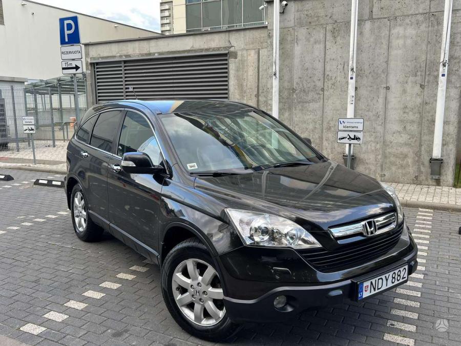 Brown Honda CR-V 2008 in Vilnius, with an engine capacity of 2.00 L and mileage of 256 thousand km for 4650 €, photo 3 on AUTOMOTO.COM.LV