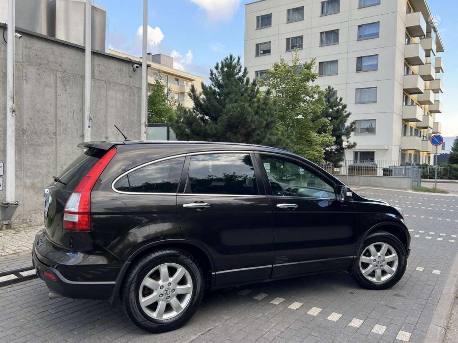 Brown Honda CR-V 2008 in Vilnius, with an engine capacity of 2.00 L and mileage of 256 thousand km for 4650 €, photo 18 on AUTOMOTO.COM.LV