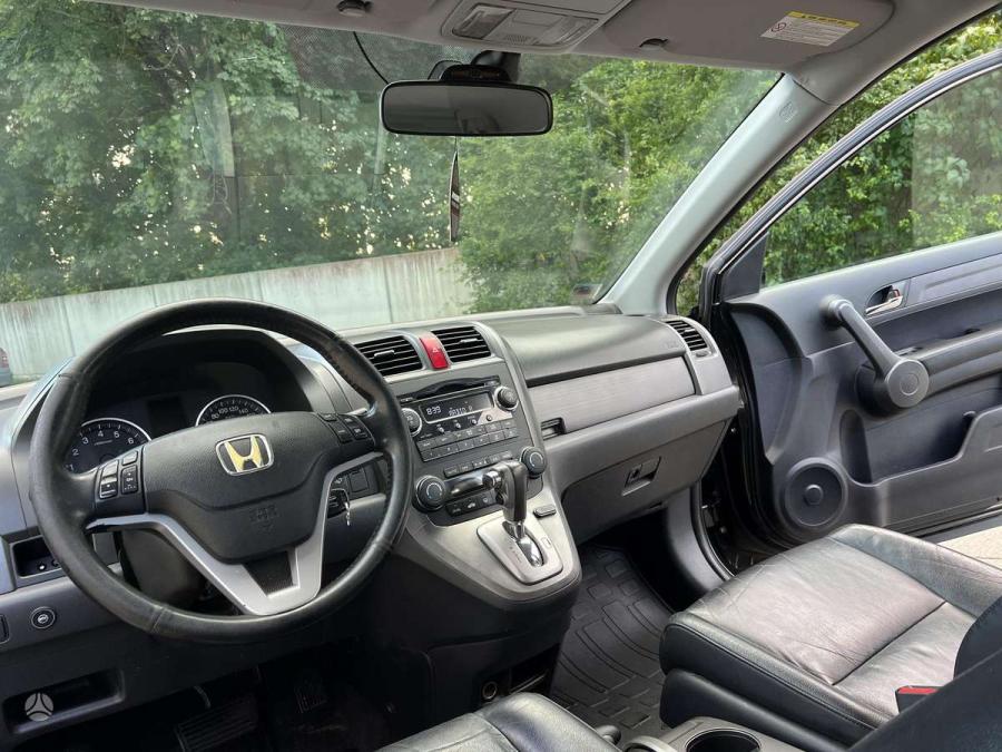 Brown Honda CR-V 2008 in Vilnius, with an engine capacity of 2.00 L and mileage of 256 thousand km for 4650 €, photo 47 on AUTOMOTO.COM.LV