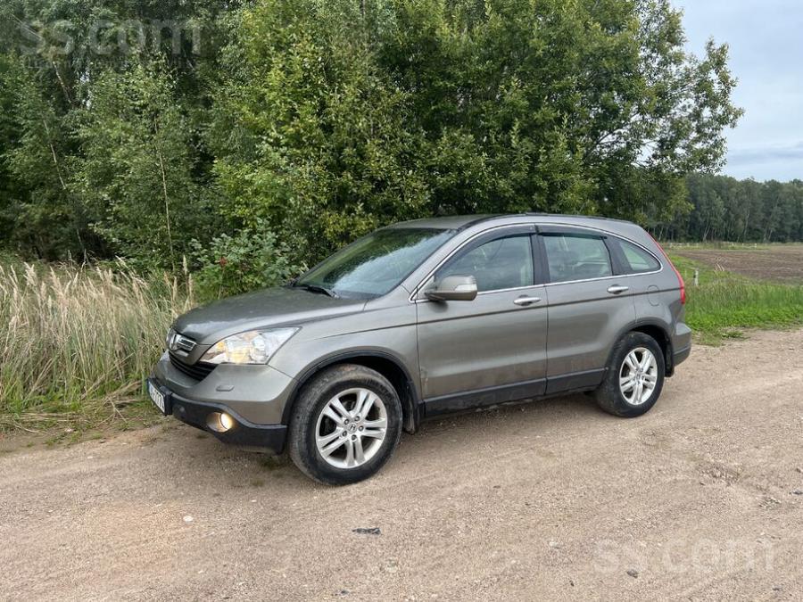 Brown Honda CR-V 2008 in Valmiera, with an engine capacity of 2.00 L and mileage of 368 thousand km for 3777 €, photo 7 on AUTOMOTO.COM.LV
