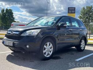 Brown Honda CR-V 2008 in Riga, with an engine capacity of 2.00 L and mileage of 207 thousand km for 4750 €, photo 3 on AUTOMOTO.COM.LV