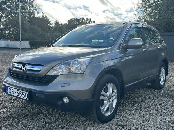 Brown Honda CR-V 2008 in Riga, with an engine capacity of 2.20 L and mileage of 369 thousand km for 3200 €, photo 8 on AUTOMOTO.COM.LV