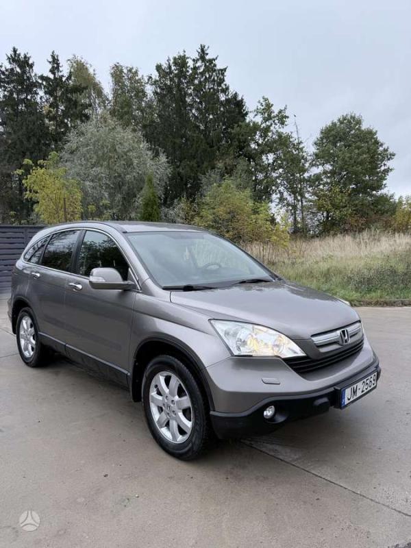 Brown Honda CR-V 2008 in Kaunas, with an engine capacity of 2.00 L and mileage of 251 thousand km for 4400 €, photo 1 on AUTOMOTO.COM.LV