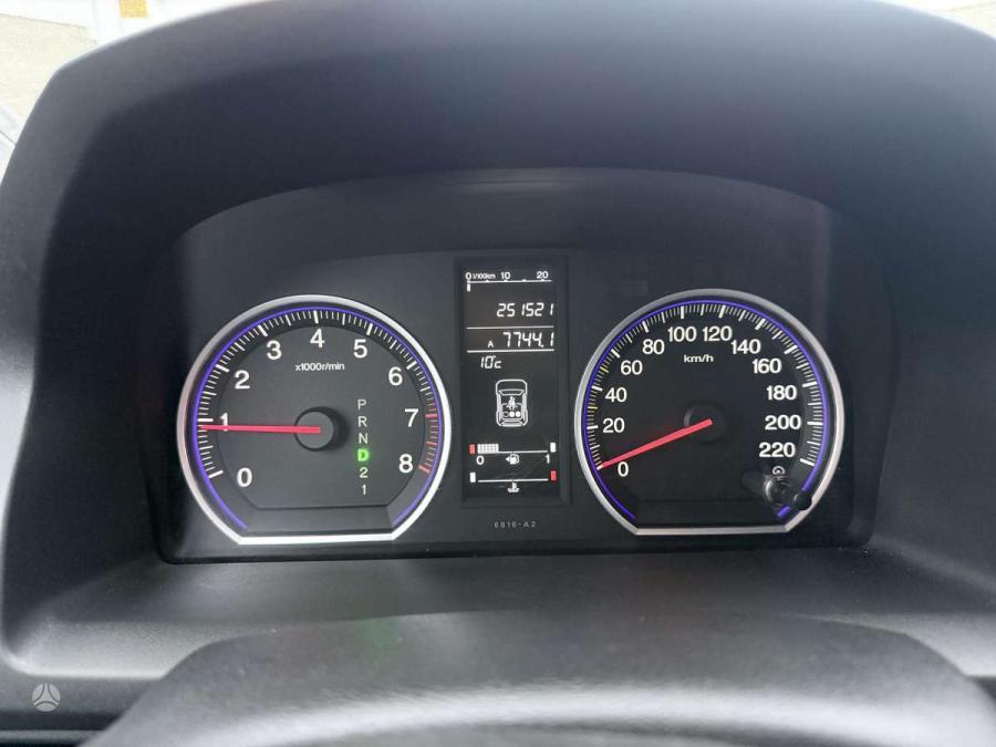 Brown Honda CR-V 2008 in Kaunas, with an engine capacity of 2.00 L and mileage of 251 thousand km for 4400 €, photo 10 on AUTOMOTO.COM.LV