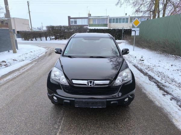 Brown Honda CR-V 2009 in Marijampole, with an engine capacity of 2.20 L and mileage of 298 thousand km for 4850 €, photo 8 on AUTOMOTO.COM.LV