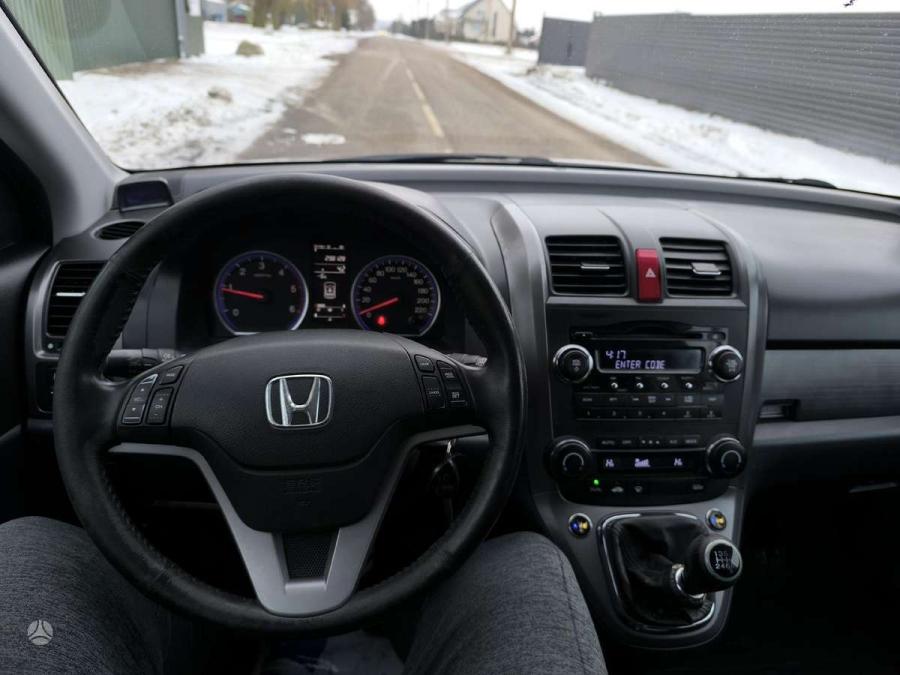 Brown Honda CR-V 2009 in Marijampole, with an engine capacity of 2.20 L and mileage of 298 thousand km for 4850 €, photo 15 on AUTOMOTO.COM.LV