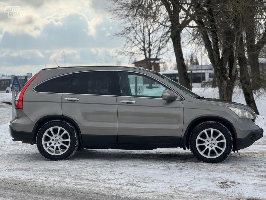 Brūns Honda CR-V 2009 Kaišiadorys, ar dzinēja tilpumu 2.20 L un nobraukumu 350 tūkst. km par 3800 €, foto 4 vietnē AUTOMOTO.COM.LV