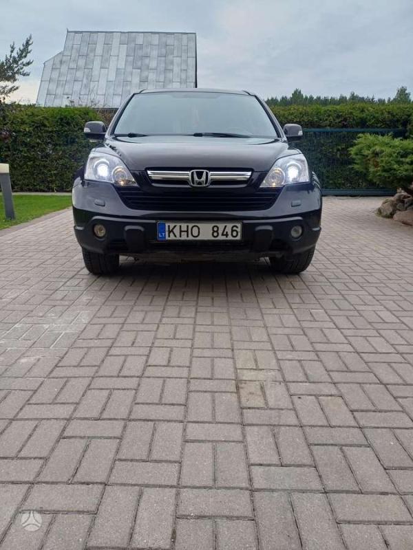 Brown Honda CR-V 2009 in Kaunas, with an engine capacity of 2.20 L and mileage of 299 thousand km for 4400 €, photo 7 on AUTOMOTO.COM.LV