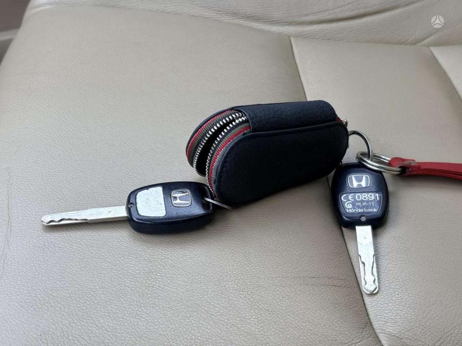 Brūns Honda CR-V 2009 Klaipėda, ar dzinēja tilpumu 2.20 L un nobraukumu 273 tūkst. km par 5400 €, foto 32 vietnē AUTOMOTO.COM.LV
