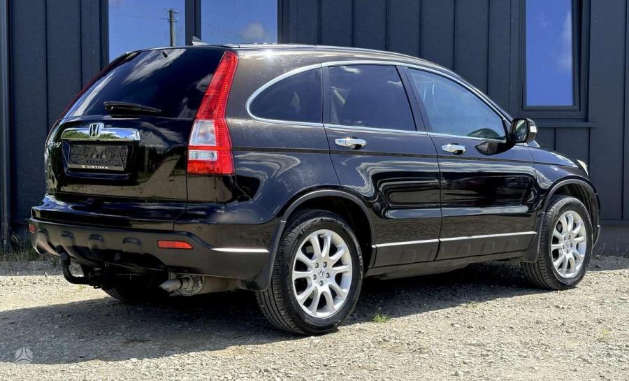 Brown Honda CR-V 2009 in Klaipeda, with an engine capacity of 2.20 L and mileage of 273 thousand km for 4900 €, photo 9 on AUTOMOTO.COM.LV