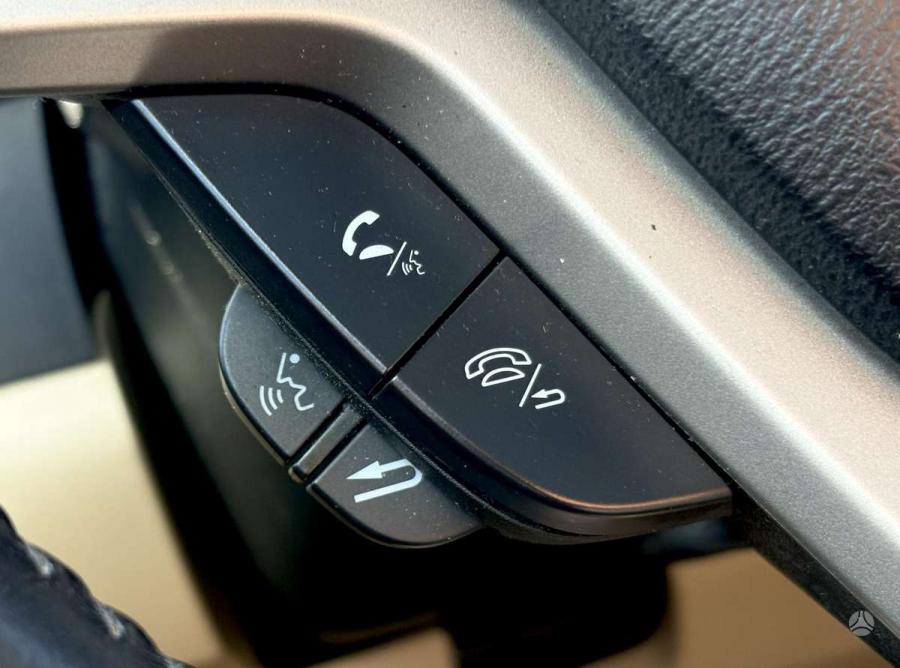 Brown Honda CR-V 2009 in Klaipeda, with an engine capacity of 2.20 L and mileage of 273 thousand km for 4900 €, photo 31 on AUTOMOTO.COM.LV